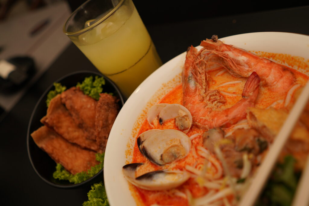 Learn 5 Fun Facts About Laksa and what makes it special.